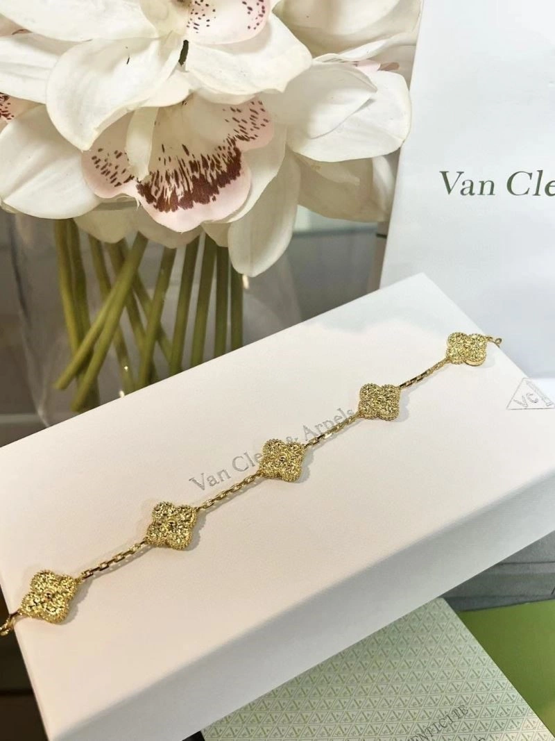 Exact replica Vca Bracelets