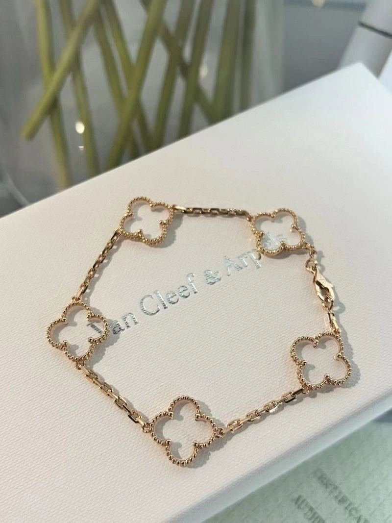 Mirror quality Vca Bracelets