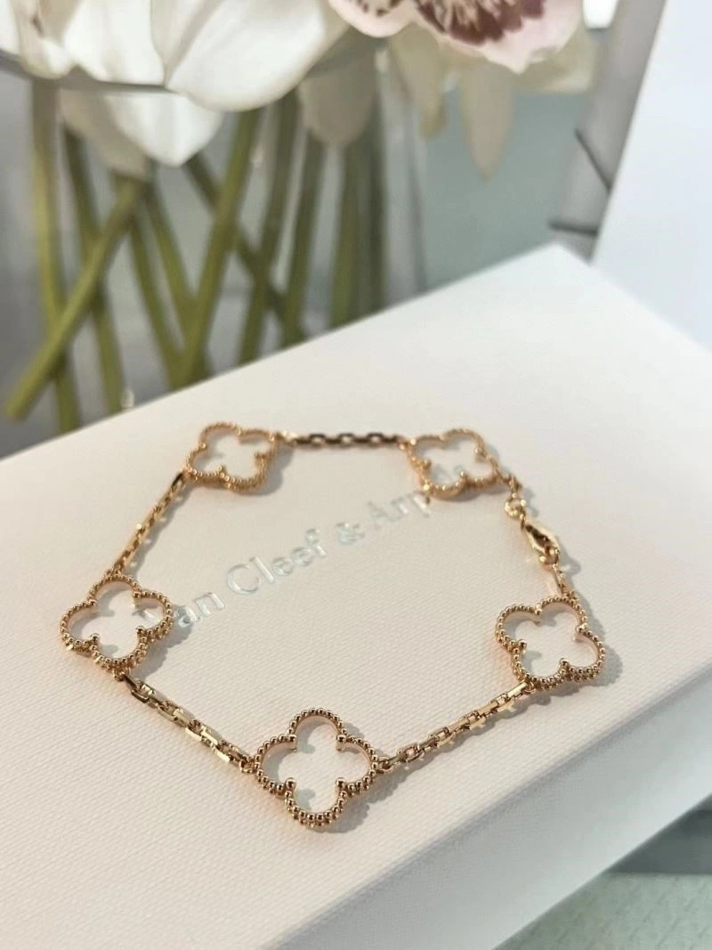 Mirror quality Vca Bracelets