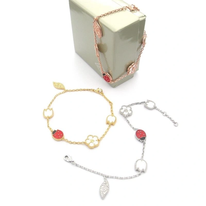 Accurate model Vca Bracelets