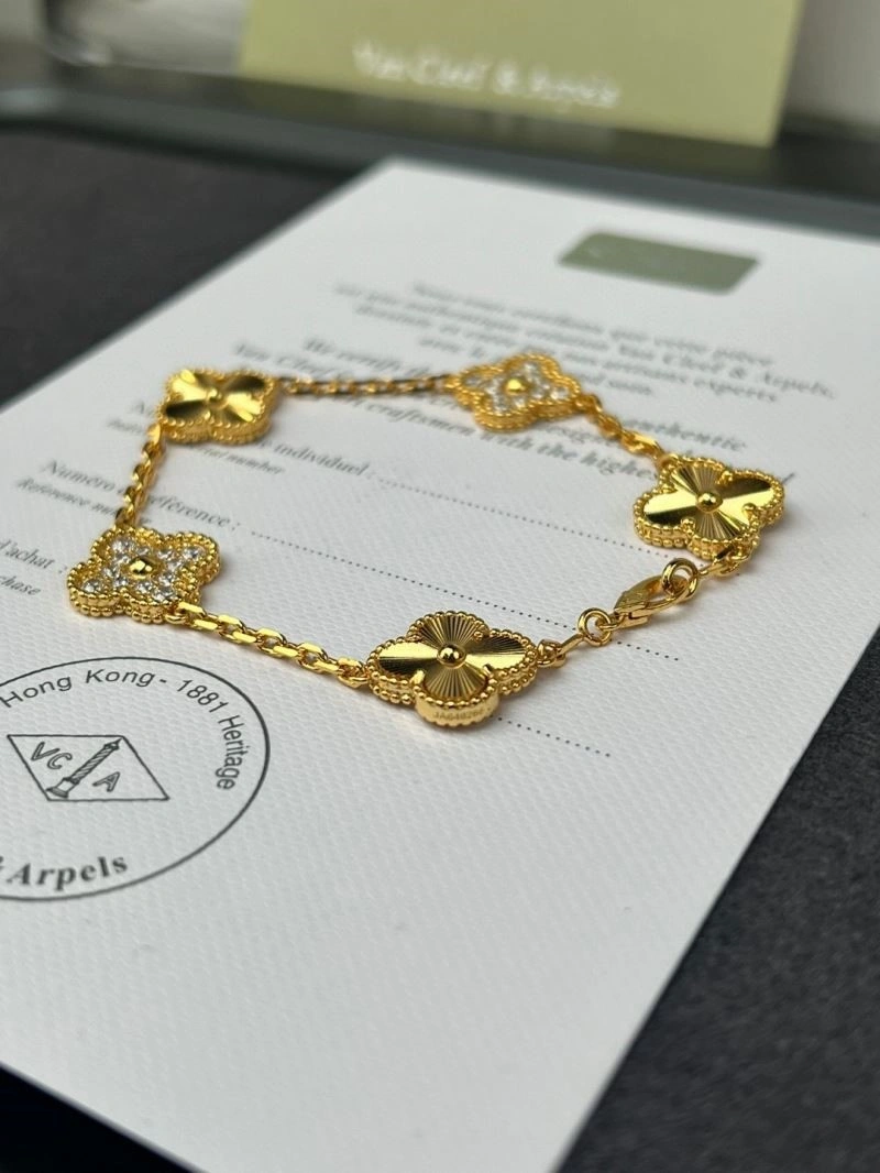 Budget-friendly Vca Bracelets