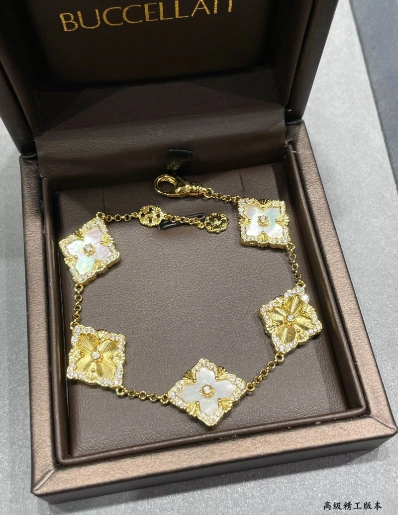 Factory-made Vca Bracelets