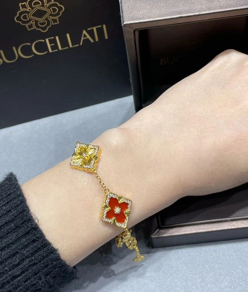 Vca Bracelets