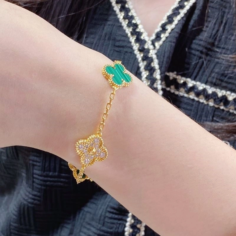 Vca Bracelets