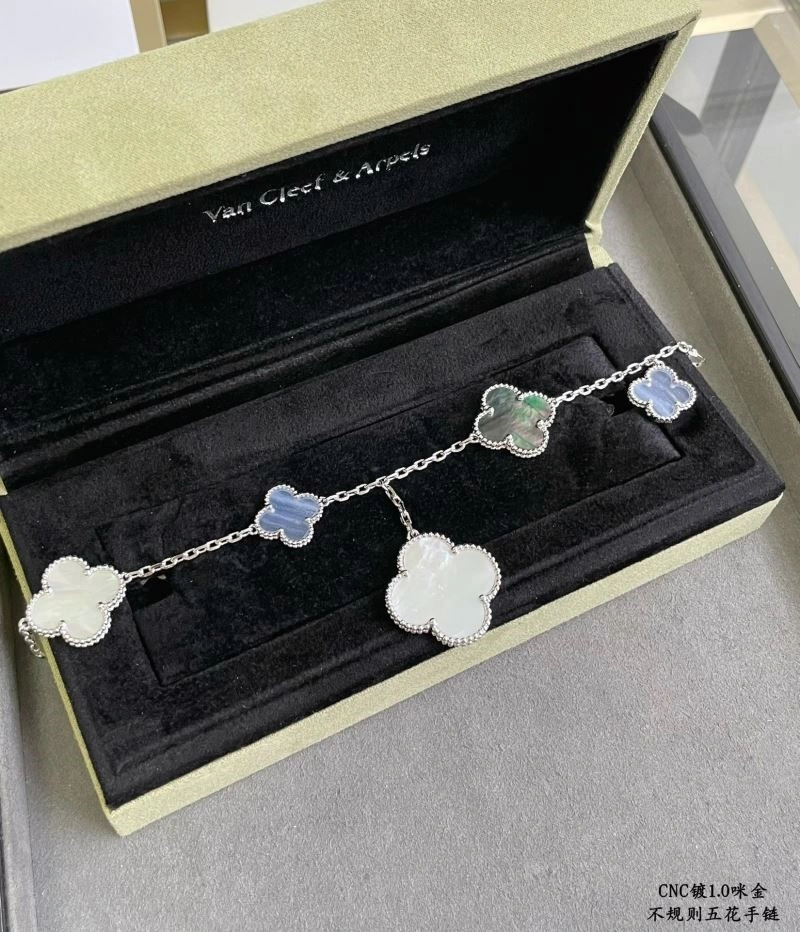 Brand-original Vca Bracelets
