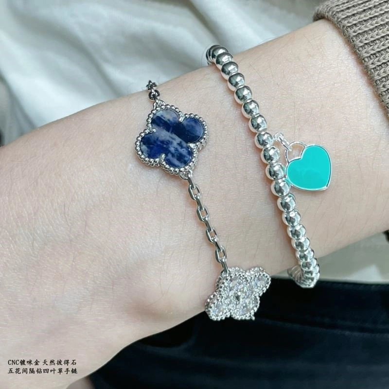 High fidelity Vca Bracelets