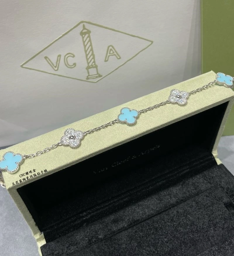 1:1 copy Vca Bracelets