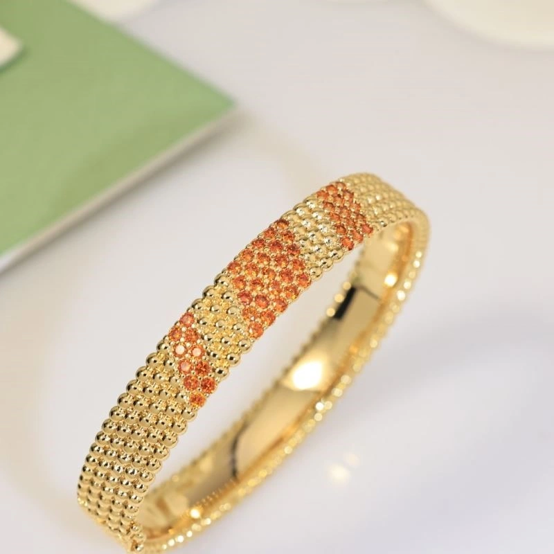 1:1 copy Vca Bracelets