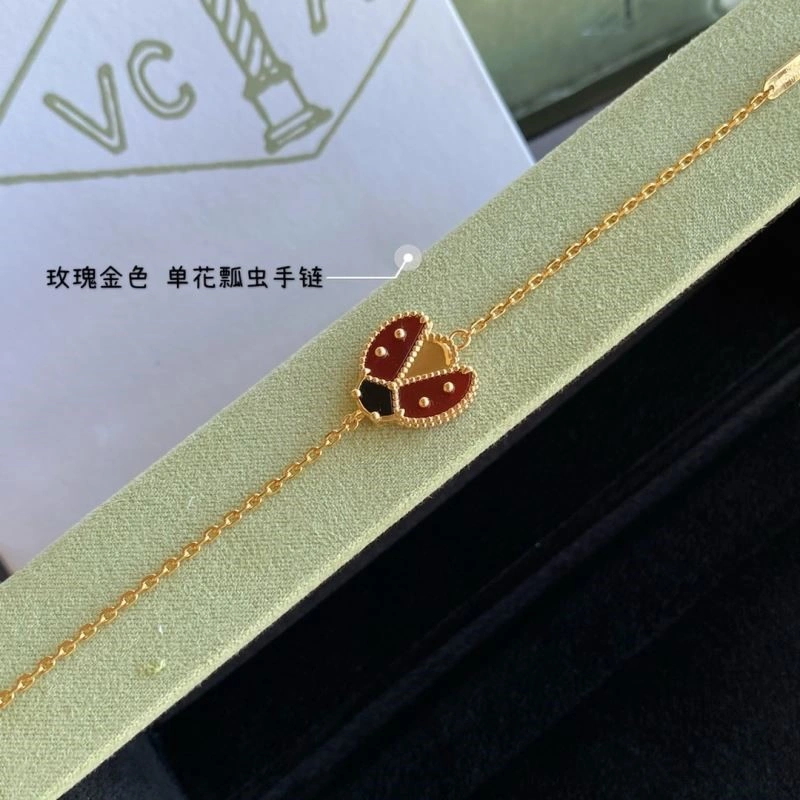 Bargain Vca Bracelets