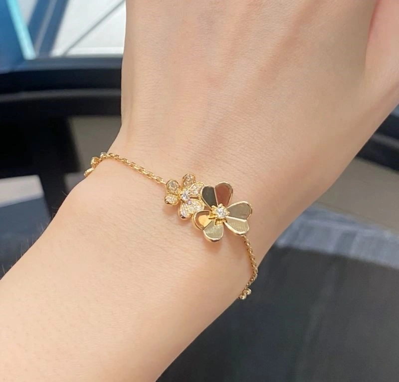 Vca Bracelets