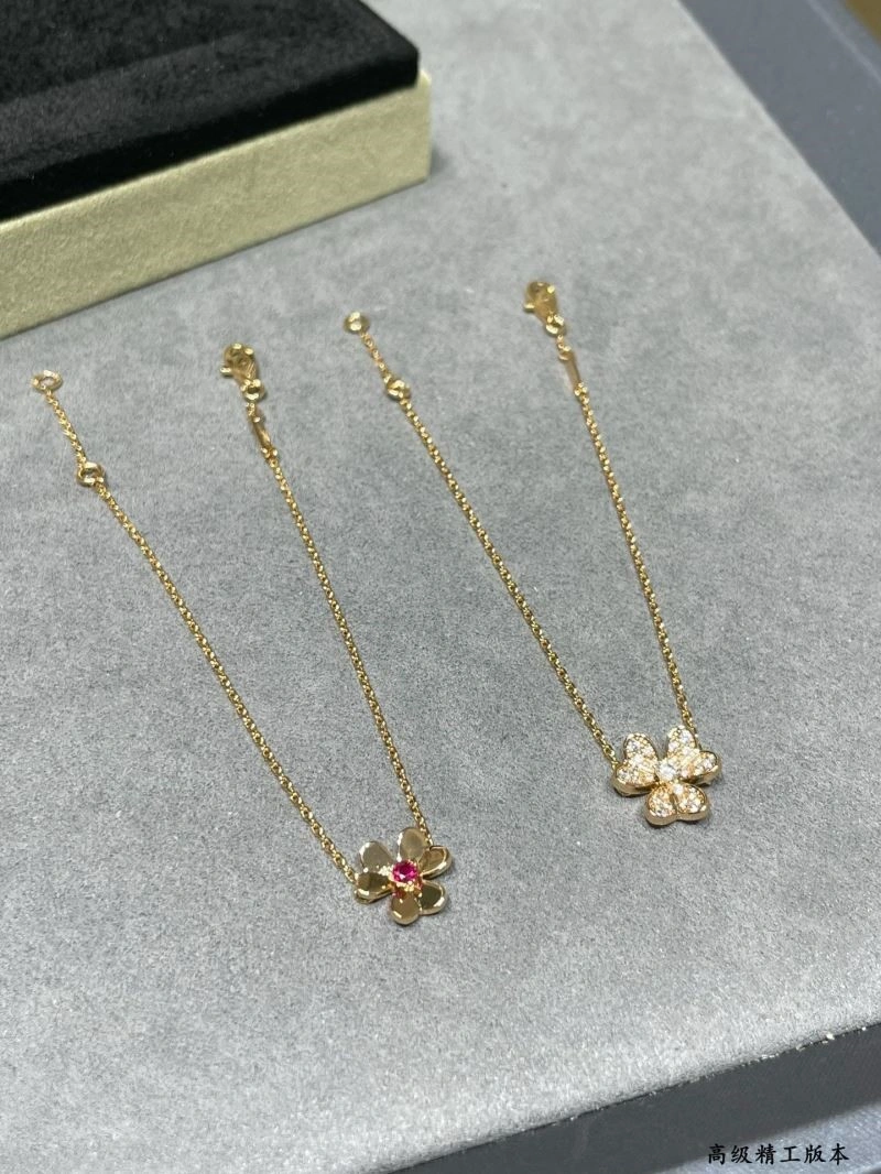 Affordable Vca Bracelets