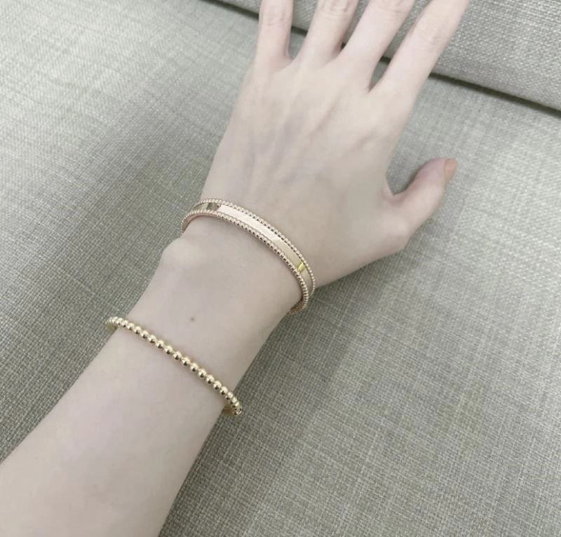 Vca Bracelets