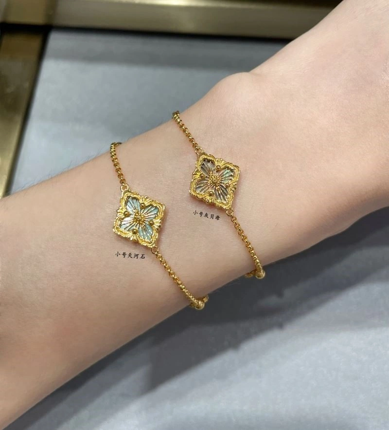 1:1 copy Vca Bracelets