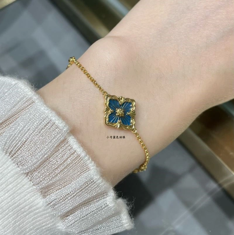 Original Vca Bracelets