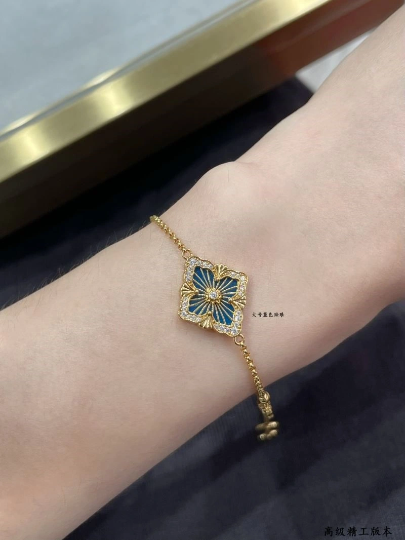 Genuine Vca Bracelets