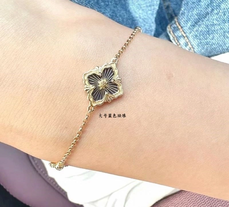Genuine Vca Bracelets