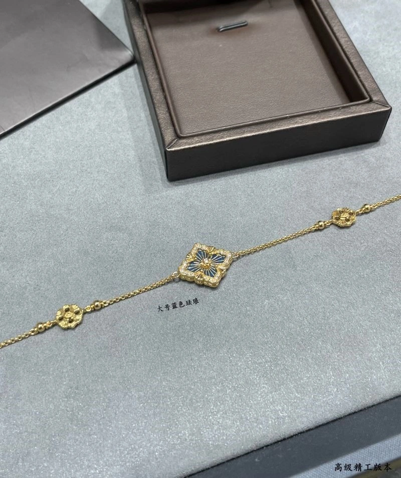 Genuine Vca Bracelets
