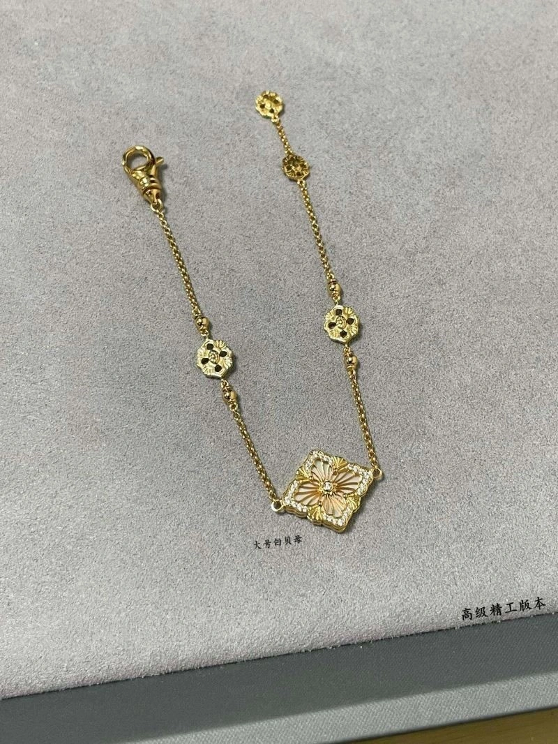 Top match Vca Bracelets