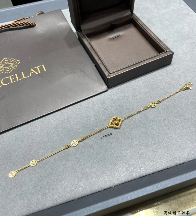 Accurate model Vca Bracelets