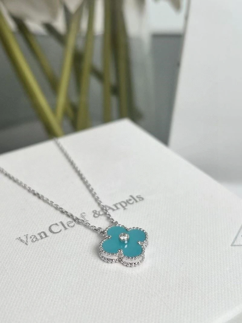 Value-priced Vca Bracelets