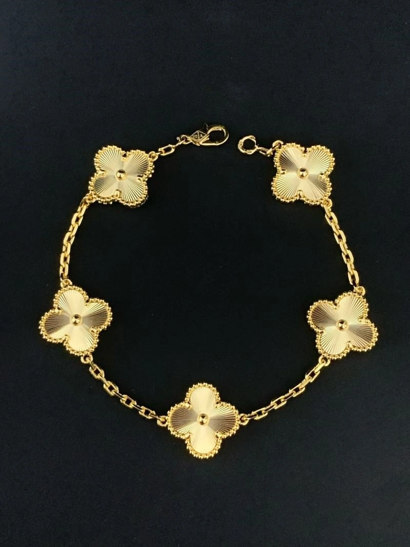 Reasonably priced Vca Bracelets
