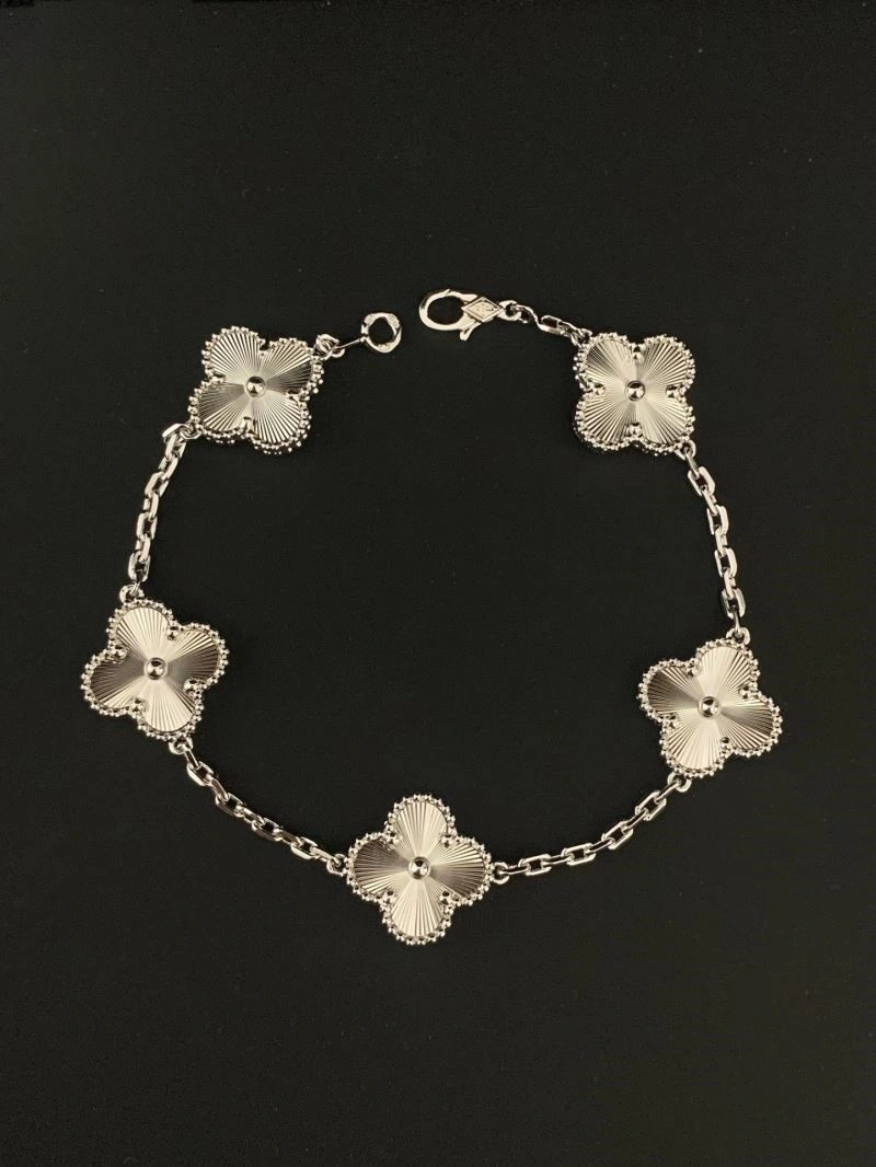 Reasonably priced Vca Bracelets