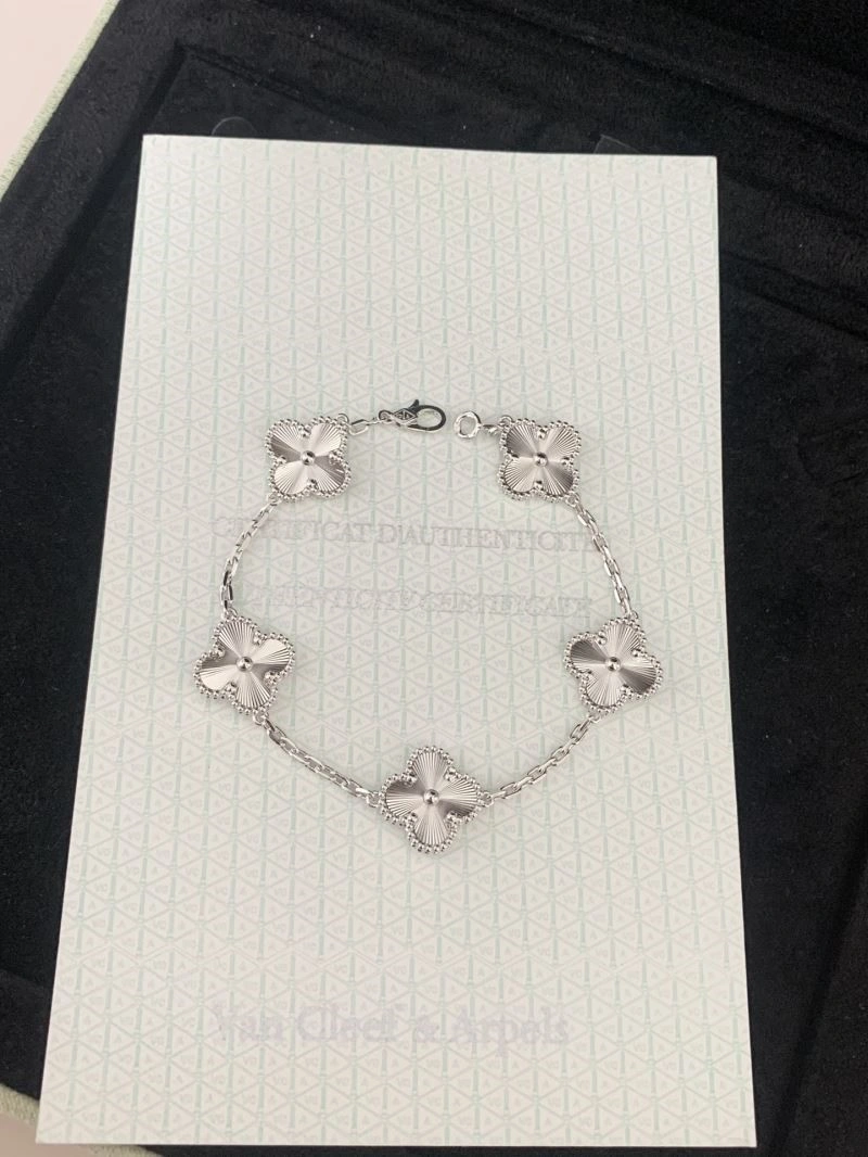 Reasonably priced Vca Bracelets