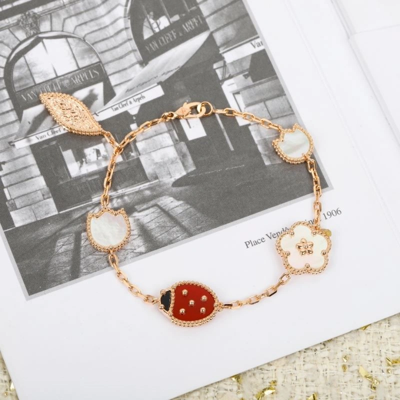 Brand-original Vca Bracelets