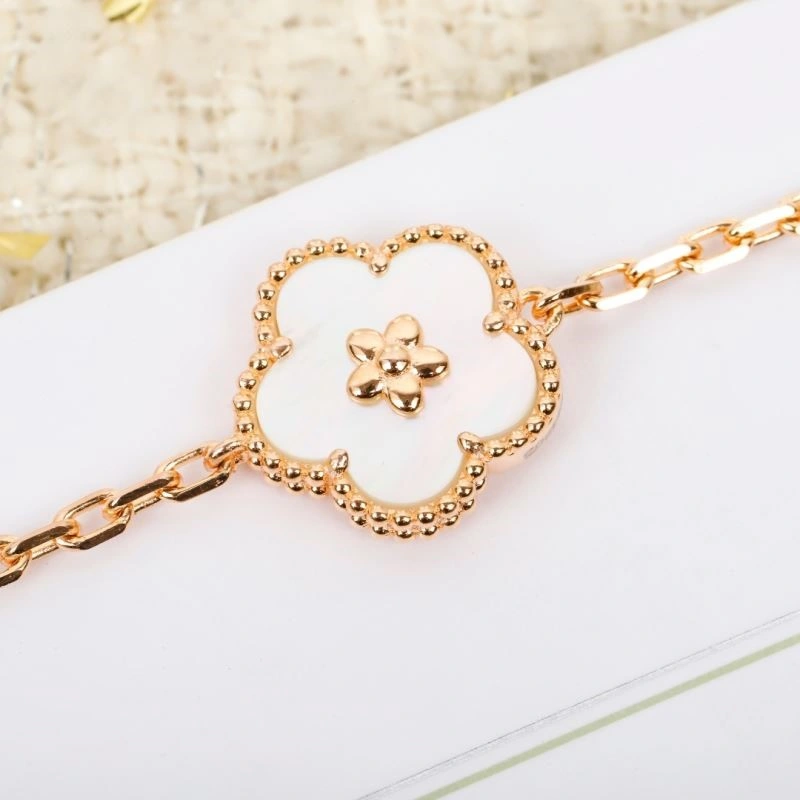 Brand-original Vca Bracelets