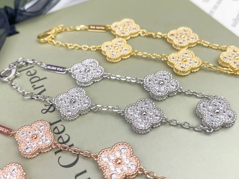 1:1 copy Vca Bracelets