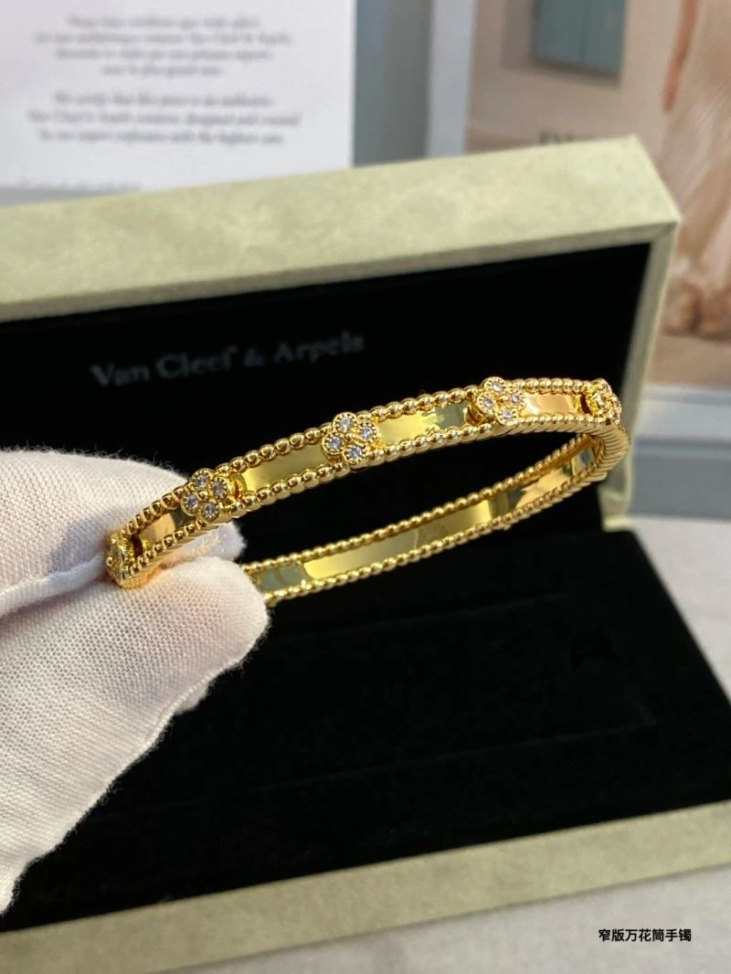 Low-cost Vca Bracelets