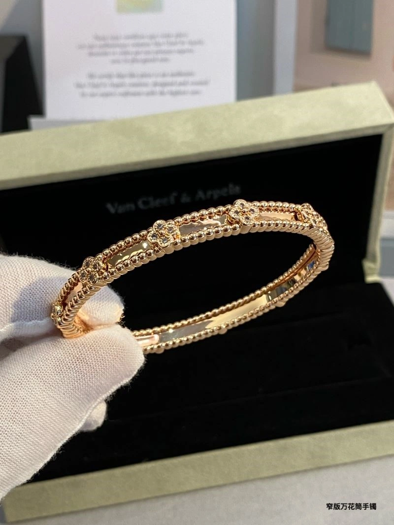 Low-cost Vca Bracelets