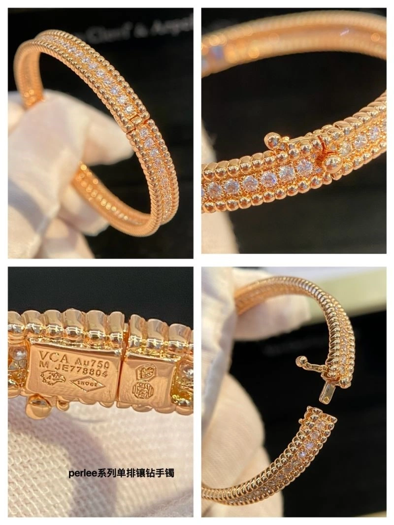 Indistinguishable Vca Bracelets