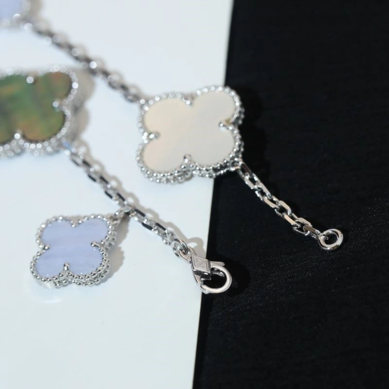 1:1 copy Vca Bracelets