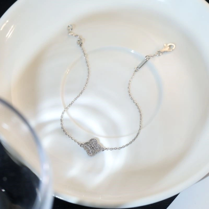 Top mirror Vca Bracelets