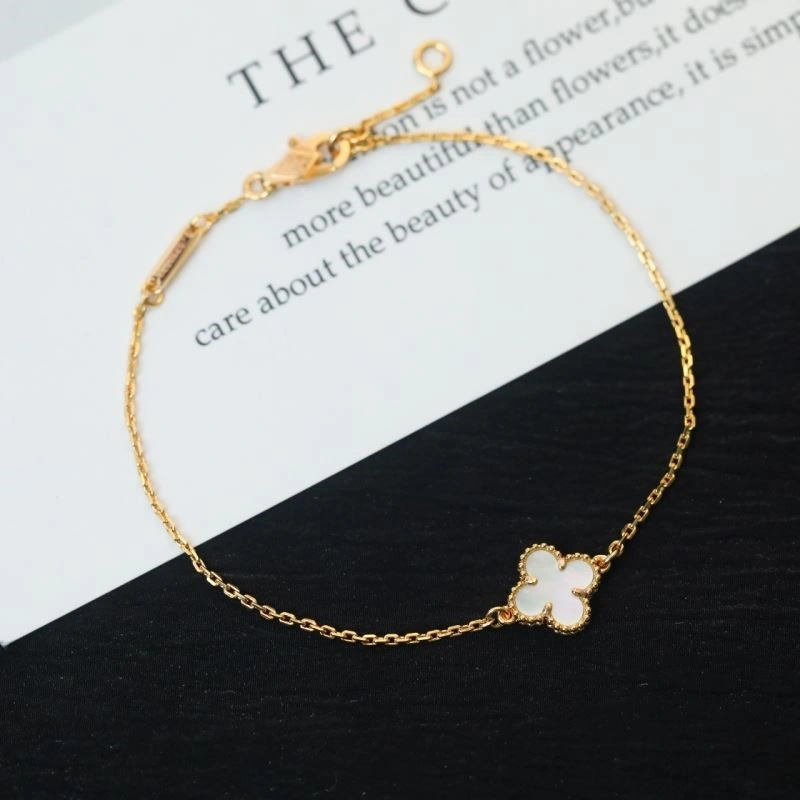 Discounted Vca Bracelets