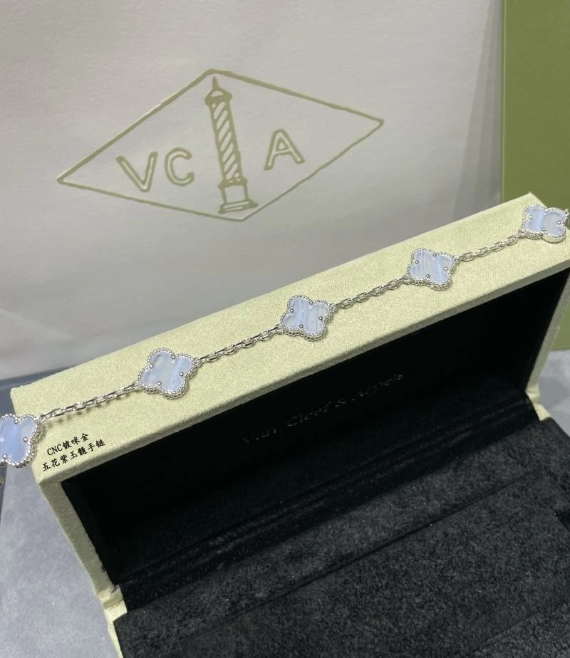 Exact replica Vca Bracelets