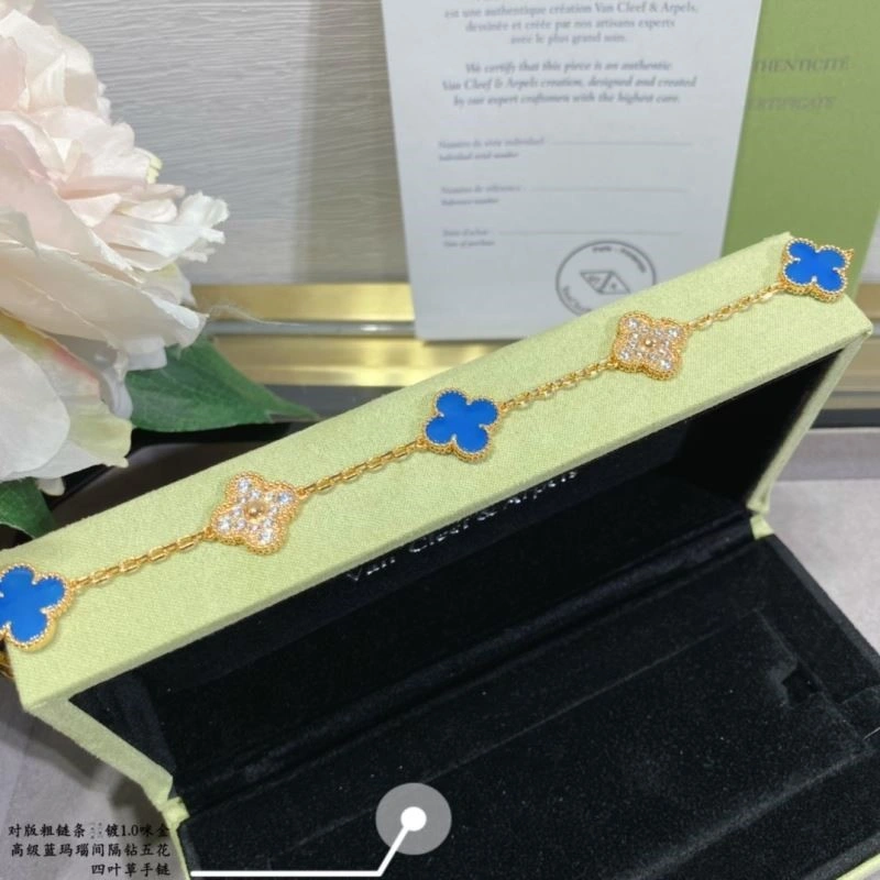 High fidelity Vca Bracelets