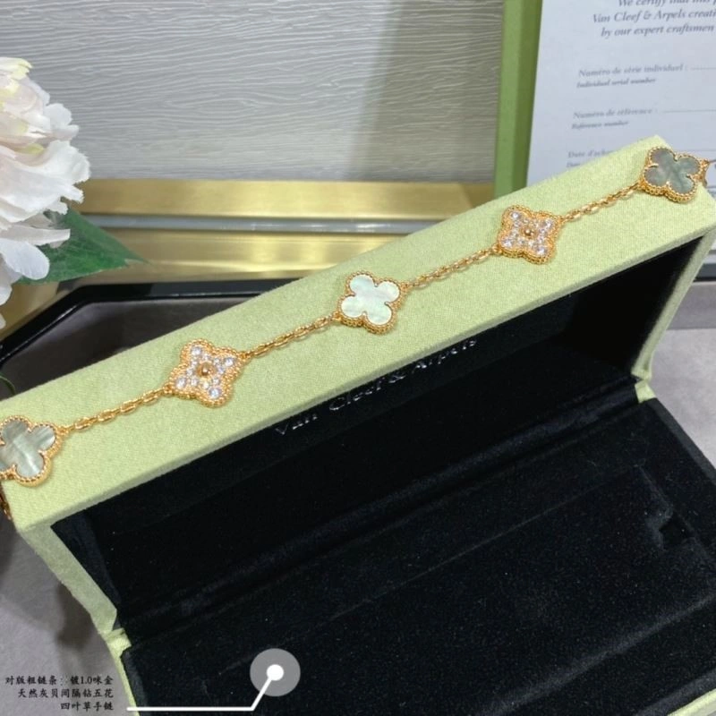Value-priced Vca Bracelets