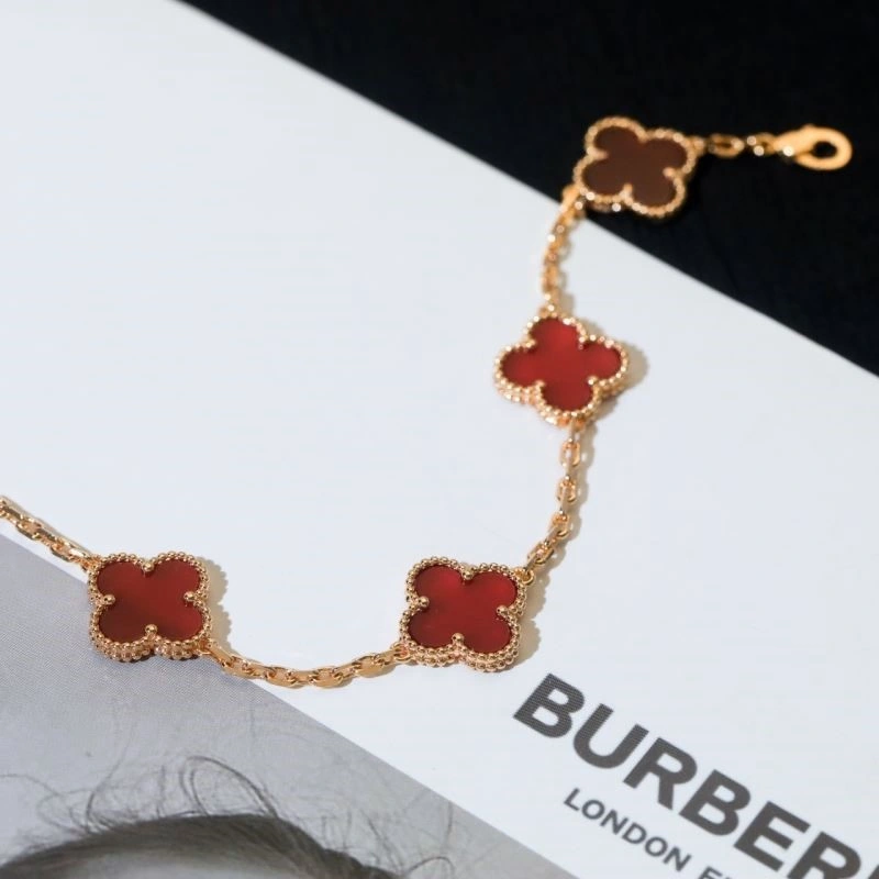 Top match Vca Bracelets