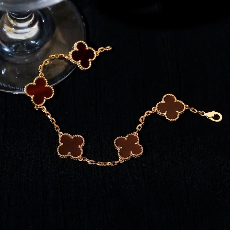 Top match Vca Bracelets