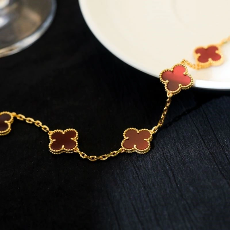 Top match Vca Bracelets