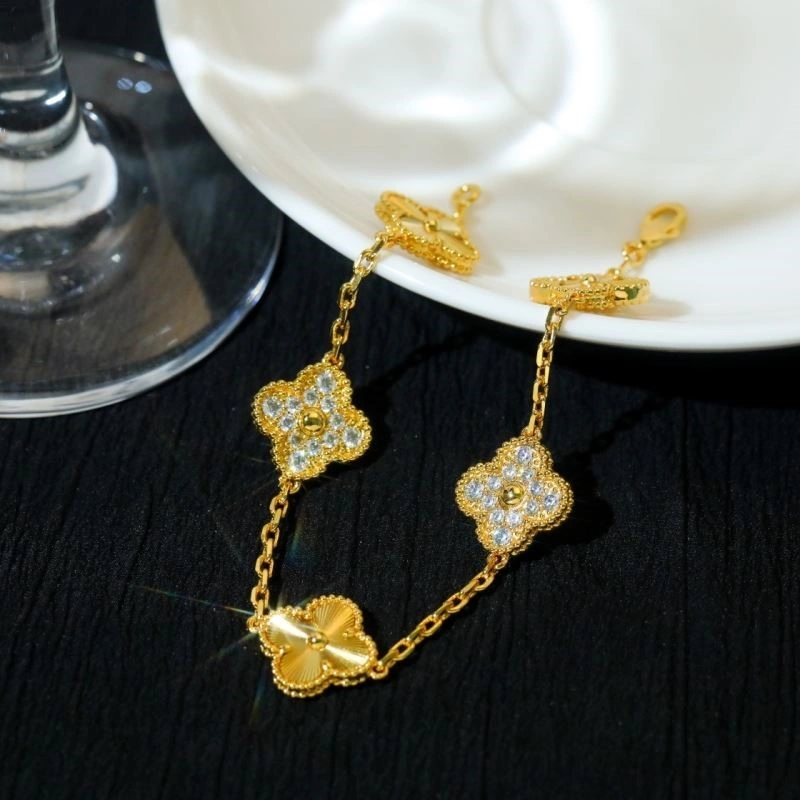 Exact replica Vca Bracelets