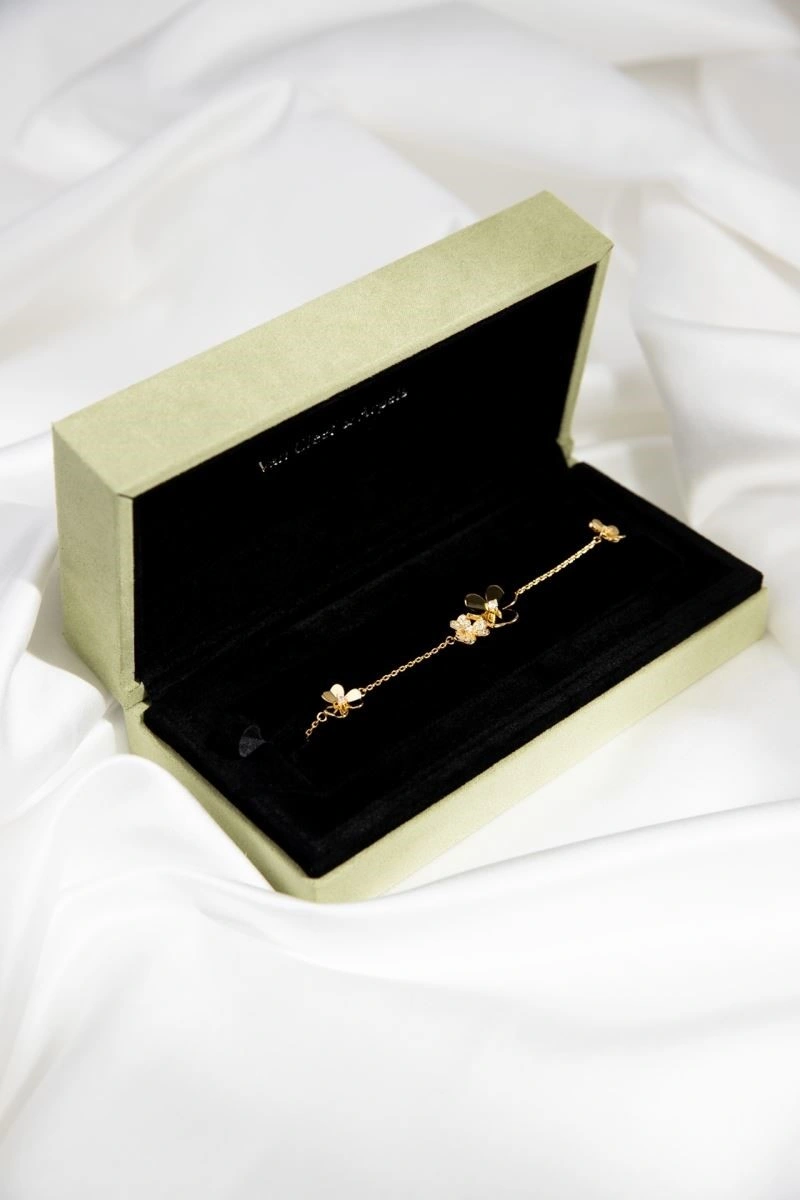 Vca Bracelets