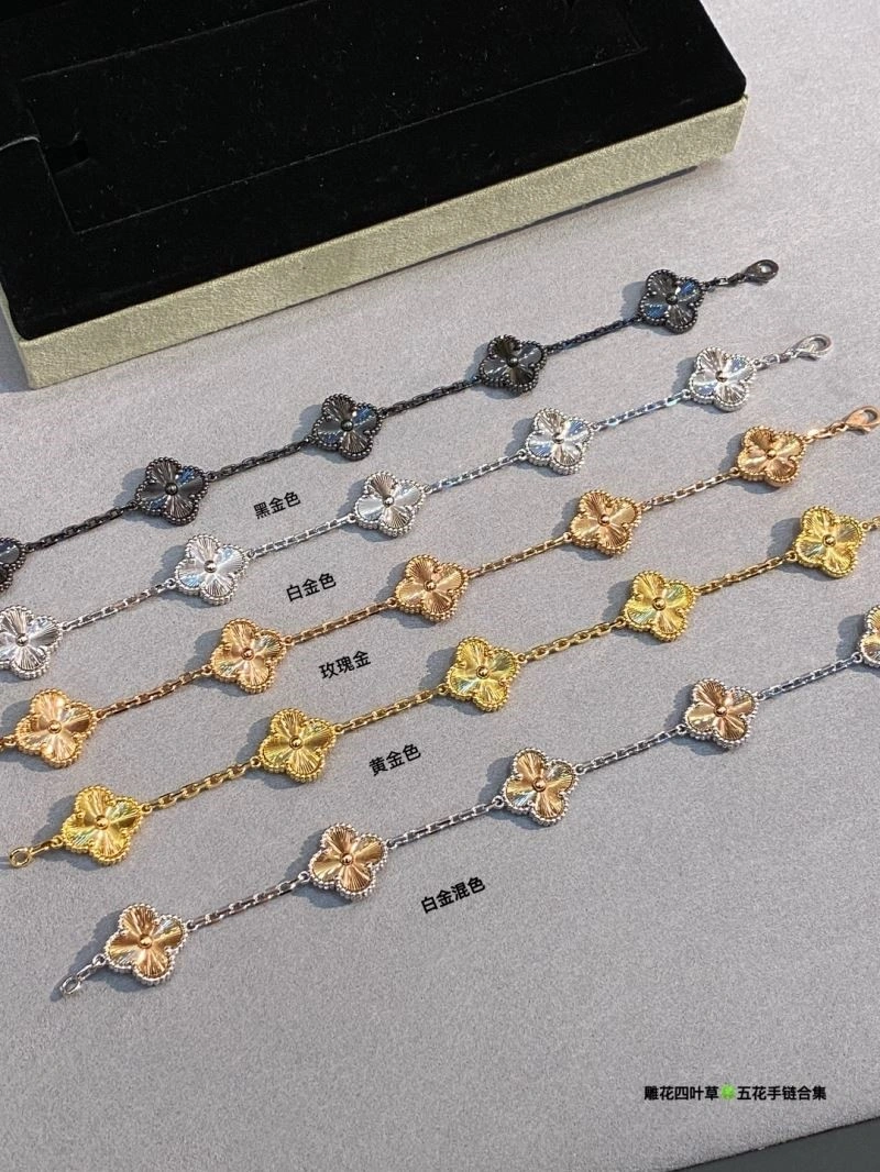Factory-made Vca Bracelets