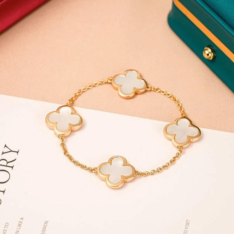 Exact replica Vca Bracelets