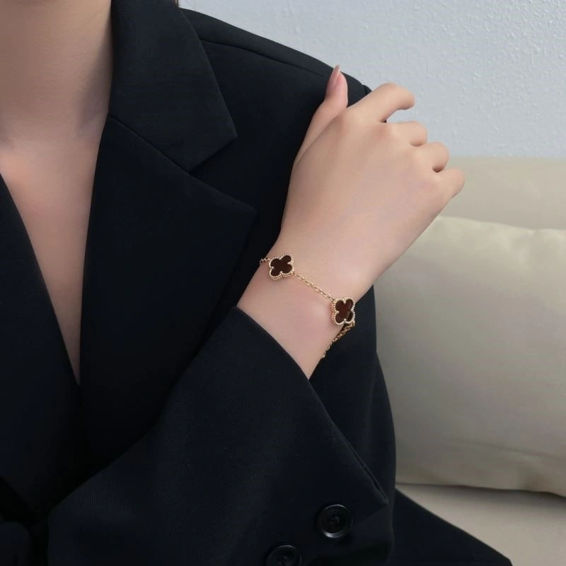 Perfect replica Vca Bracelets