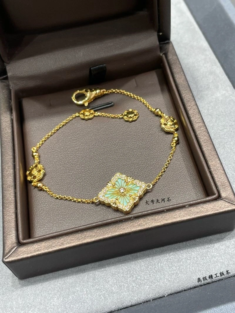 1:1 copy Vca Bracelets