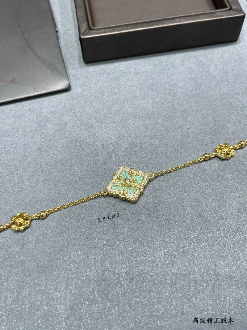 1:1 copy Vca Bracelets