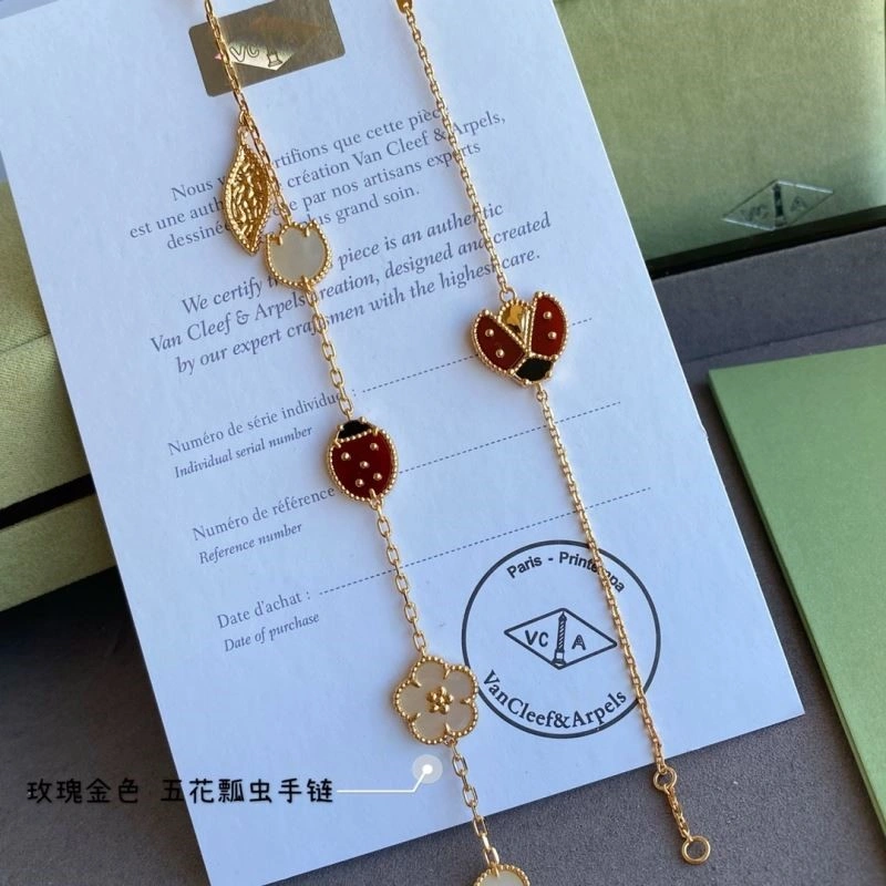 Low-cost Vca Bracelets